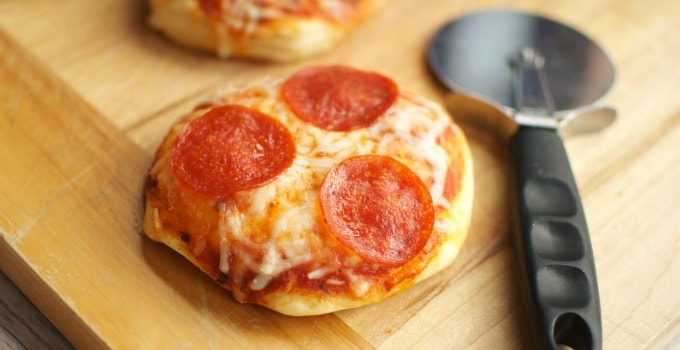 Grands Biscuit Pizza Recipe Grandma's Recipes Air Fryer Mini Pizzas