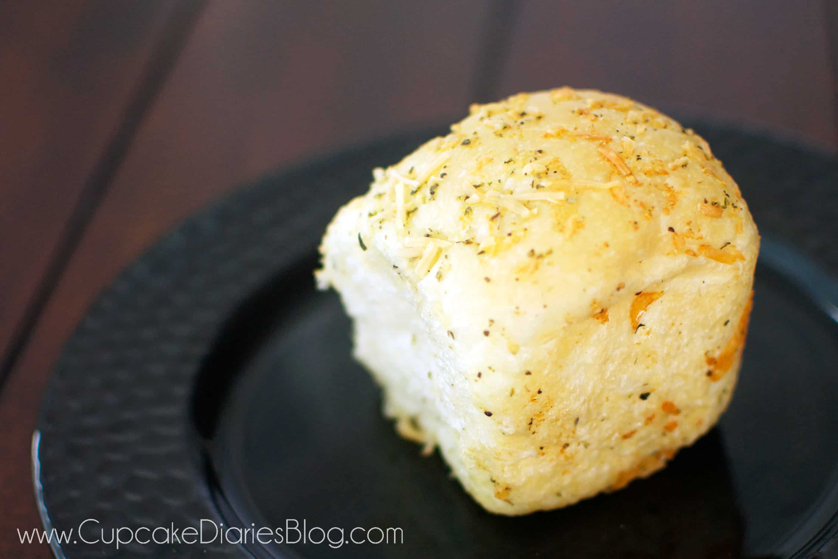 Parmesan Garlic Pull Apart Rolls - Cupcake Diaries