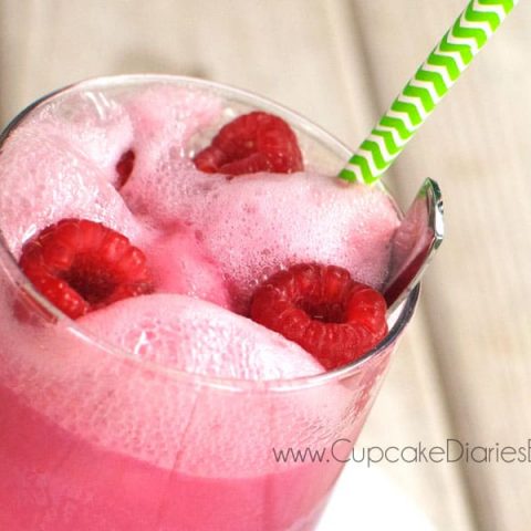 Raspberry Floats - Cupcake Diaries
