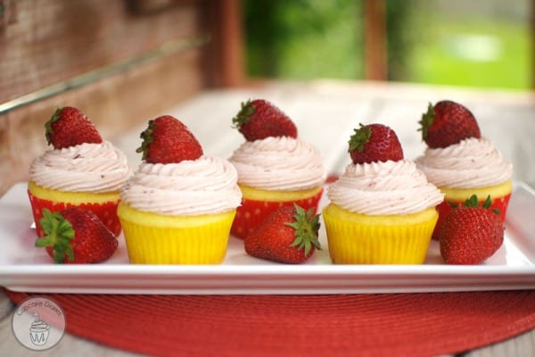 Strawberry Lemon Cupcakes - Cupcake Diaries