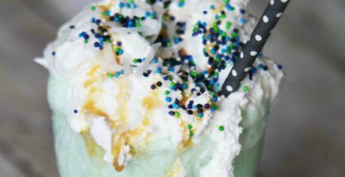 Green Gunk Halloween Milkshake: 30 Days of Halloween – Day 4 - Cupcake ...