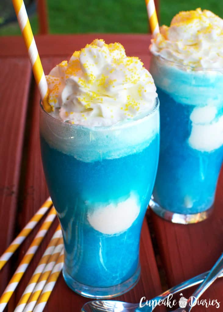 Finding Dory Floats - Cupcake Diaries