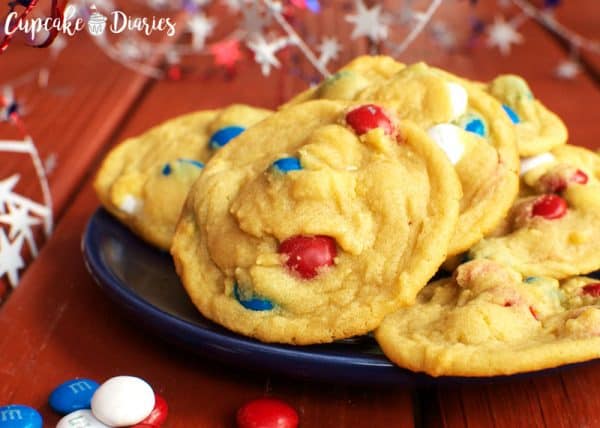Patriotic M&M Cookies - Cupcake Diaries