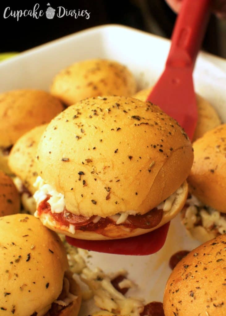 Pepperoni Pizza Sliders - Cupcake Diaries