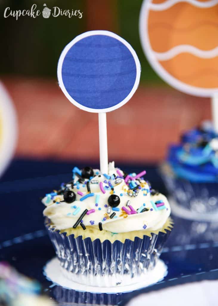 Easy Galaxy Cupcakes - Cupcake Diaries