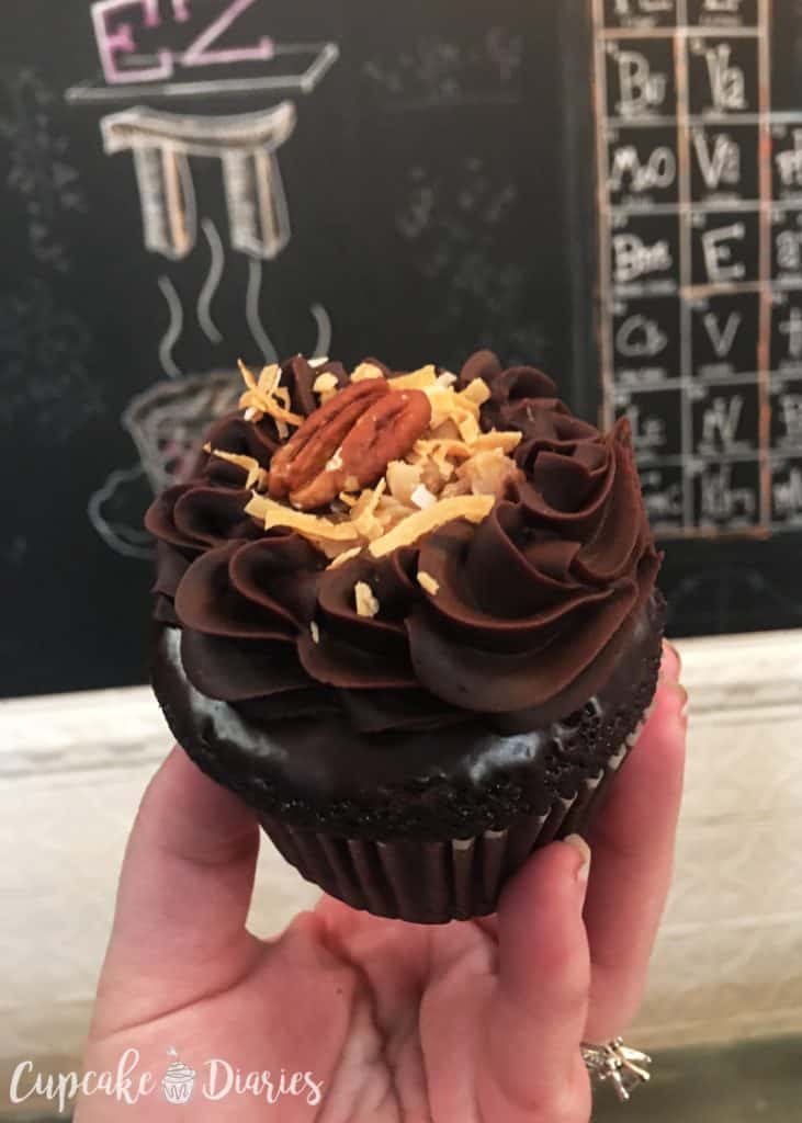 The Best Places to Eat While Visiting Chicago - Cupcake Diaries